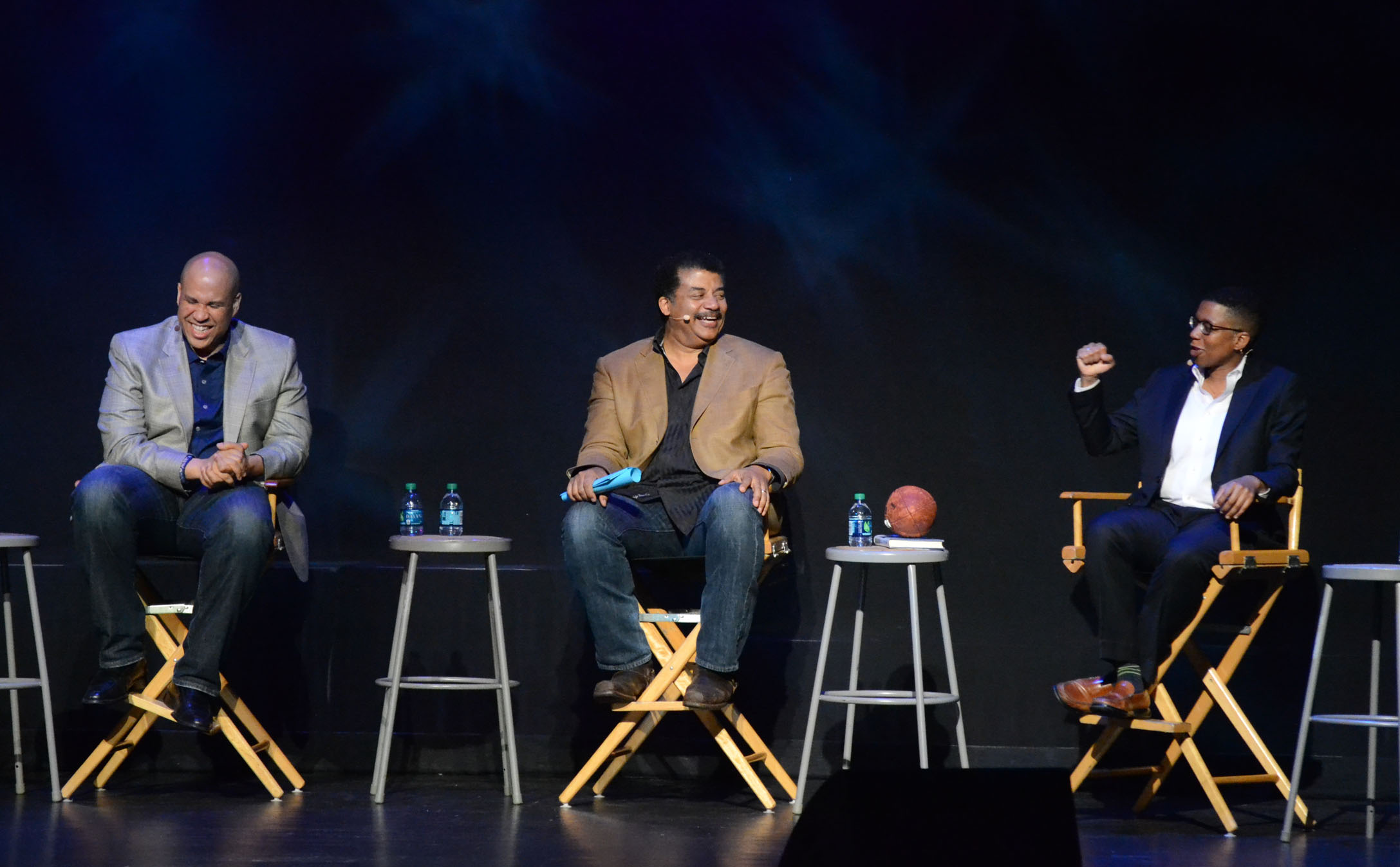 Before we get the hook, preview StarTalk Live! at the Apollo (Pt 2 ...